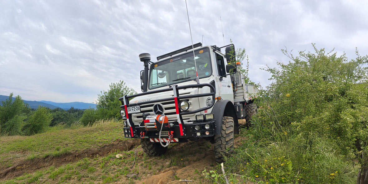 Unimog vernetzt Chile mit Radio-Antennen.