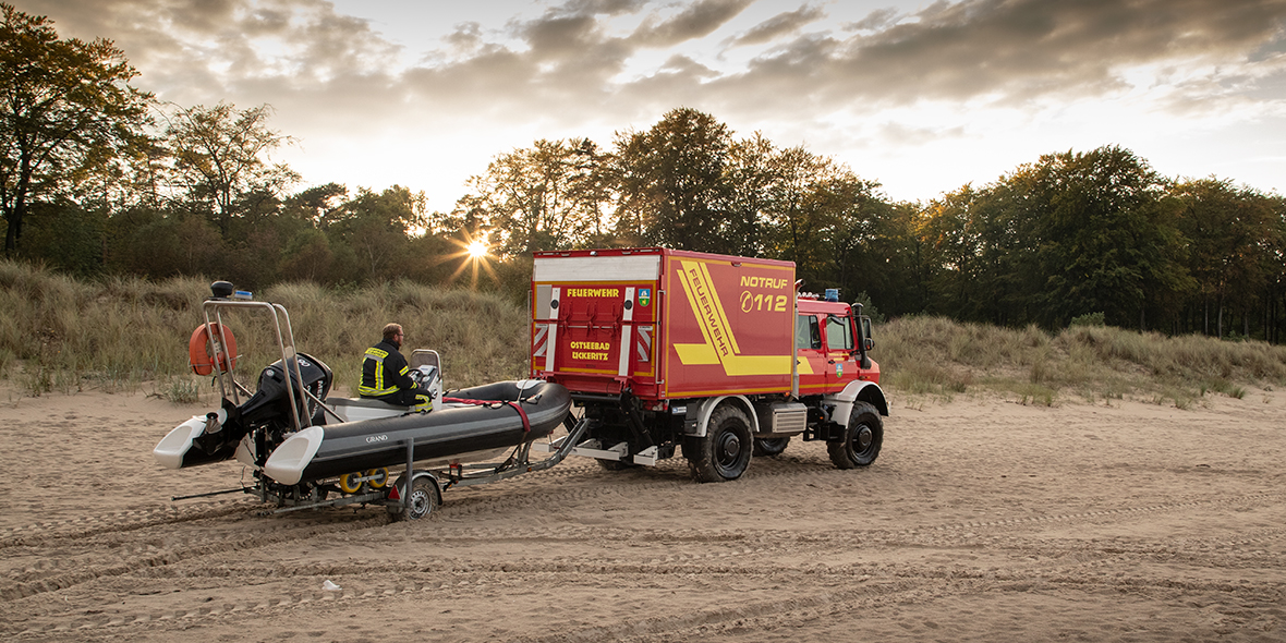 Water rescue with the Unimog on Usedom.
