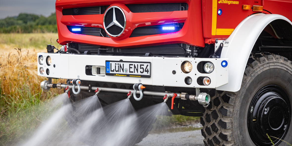 The Unimog U 5023 supports the Lünen fire service.