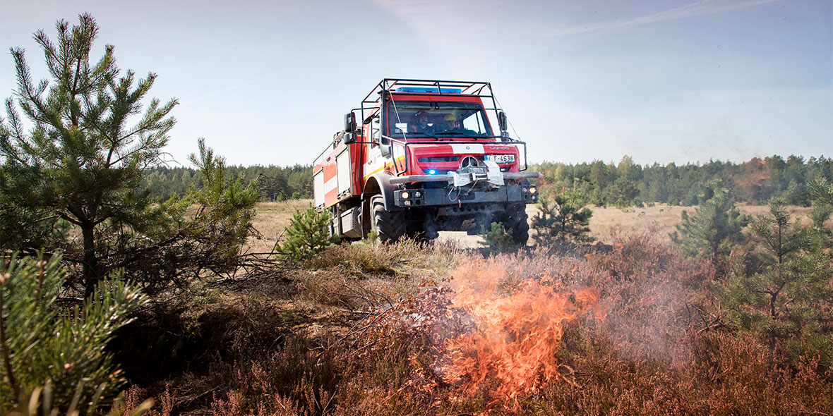 The Unimog is equipped to tackle vegetation fires and other important ...