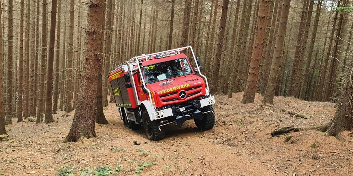 The Unimog is equipped to tackle vegetation fires and other important ...