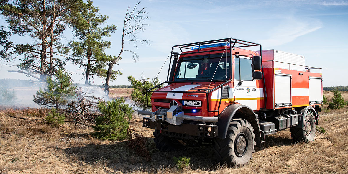 The Unimog is equipped to tackle vegetation fires and other important ...