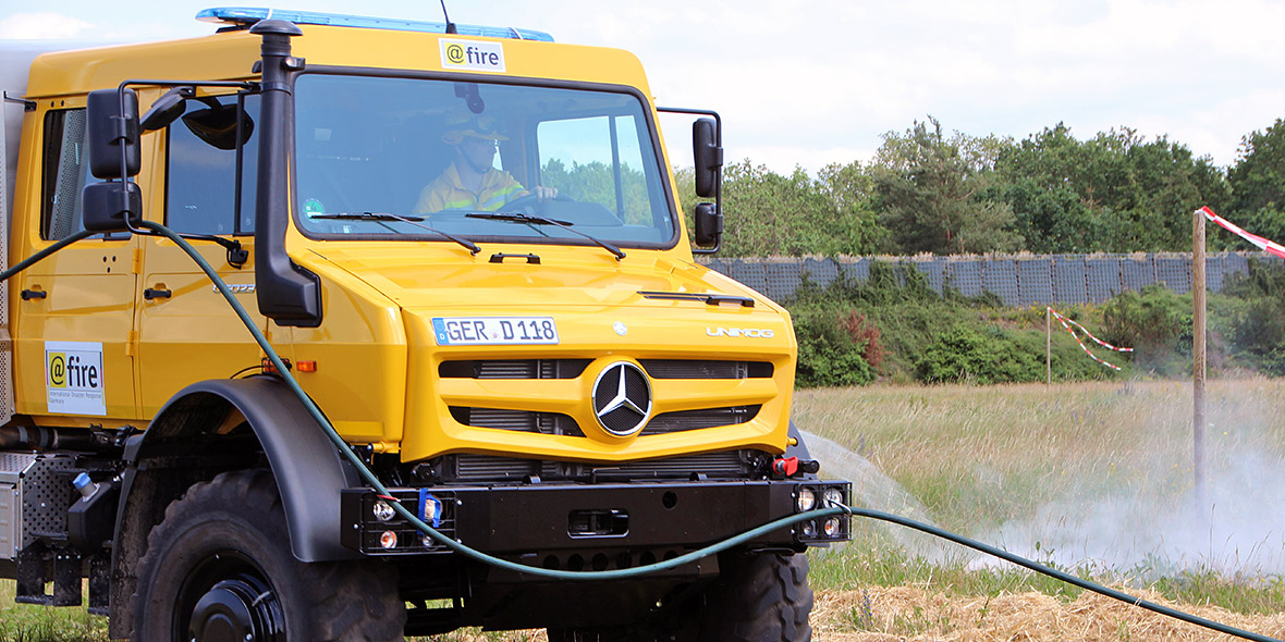 Fighting vegetation fires worldwide: Unimog at the 2019 Wipfelfeuer event.