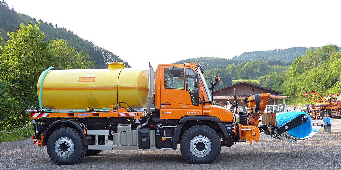 Unimog equipped with a Mulag MFK 500-T keeps tunnels in Mexico and ...